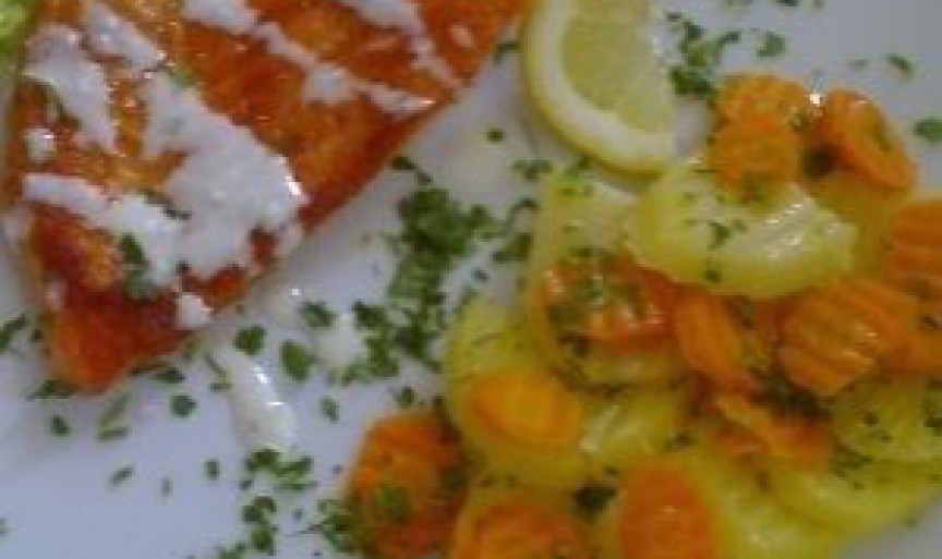 File de somon la gratar si garnitura de legume nature | TeMănânc.ro